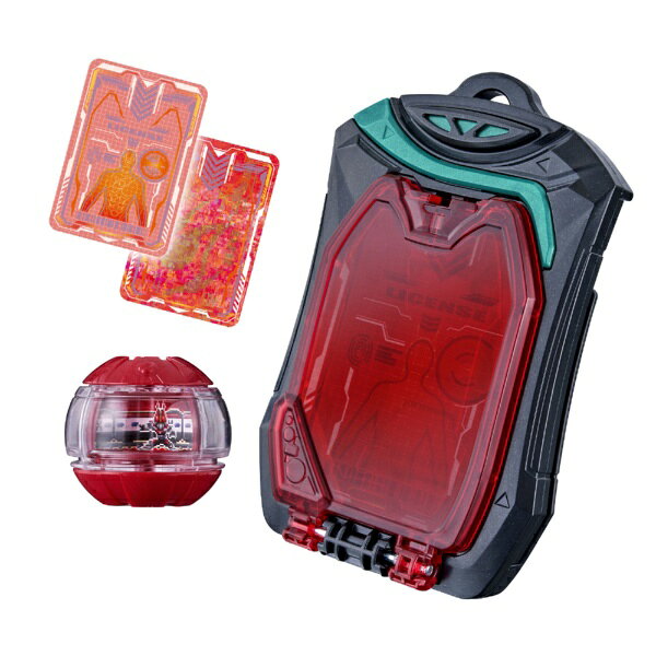 『仮面ライダーゼッツ』より、 「ゼッツギアシリーズ DXゼッツライセンス」が登場！ 付属のライセンスカードを差し込むと異なる絵柄が現れる！カードは両面印刷で2枚付属！4種の絵柄で遊べます。 カプセムでボタンを押すとロックが解除！パネルをオー...