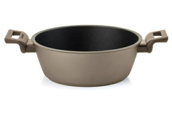 キャセロール。焼く、炒める、煮込料理もこれ1つで可能です。厚く、研磨されたアルミニウムボディは均一に熱伝導を分散させます。4層で粗めの高品質PTFEノンスティックコーティングにより、傷や摩耗に非常に強く、機能的なデザインとエレガントなブロン...