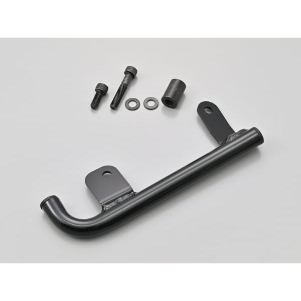 タンデム走行時にグリップとしても使用可能ですアシストグリップをつかむことでバイクの取り回し性を向上。タンデム走行時にグリップとしても使用可能です。 【適合車種】●KAWASAKI車種：MEGURO S1年式型式：2025＜BJ230BSFN...