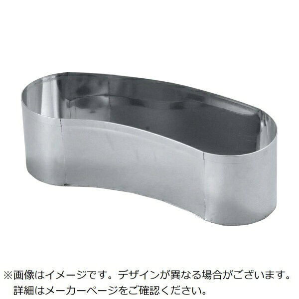 ●中華まな板のカーブに沿って設置できるのでカットした食材やゴミを素早く処理できます。