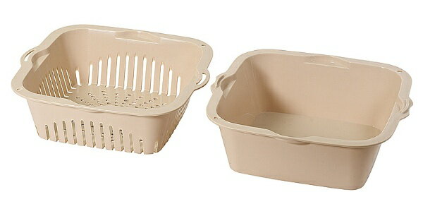 交互に積み重ね出来、場所をとらない！バットが蓋になり、水切りに便利！耐熱温度（140℃）以下で使用してください。電子レンジで使用する際は、オート加熱、おまかせ加熱の機能は使用しないでください。1000W等の高出力の機種は、500W位に設定し...