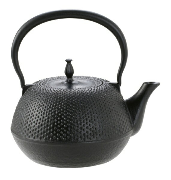 毎日のお茶やコーヒーも南部鉄器ならではのまろやかな美味しさに●南部鉄瓶で沸かしたお湯は微量の鉄分が溶け出し、カルキが除去されるのでまろやかな味わいになります●毎日の鉄分補給にも！●南部鉄瓶伝統のアラレ文様は表面積を増やし保温効果を温めます●...