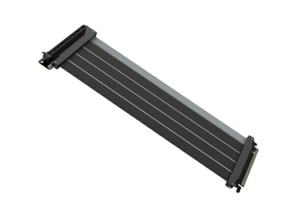 柔軟性と耐久性に優れたPCI Express 5.0対応のライザーケーブル■PCI Express 5.0対応のライザーケーブル■200mmと300mmをラインアップ■多層コーティングされたPCB素材を採用■EMIシールドが施された30 A...