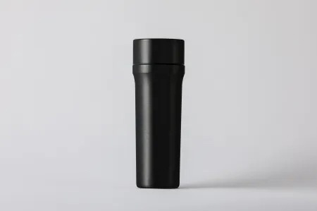 ●酸性飲料をはじめとしたあらゆる飲料に最適な万能ステンレスボトルです。●ステンレスボトル単体、ほうろうボトル単体、ボトルを内に入れる3WAYで使用できます。●ほうろうボトルに飲料を入れて別で冷やすことができます。●飲料本来の風味を損なわず、...