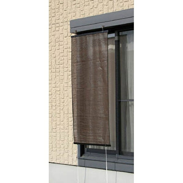 ■室内の温度上昇を抑えます。■エアコンなどの効率がアップします。【用途】・夏場の日差し対策に。・プライバシー保護に。【仕様】・色： ブラウン・幅（m）： 0.9・長さ（m）： 1.80・厚さ（mm）： 1・遮光率（％）： 0.86・上下サン...