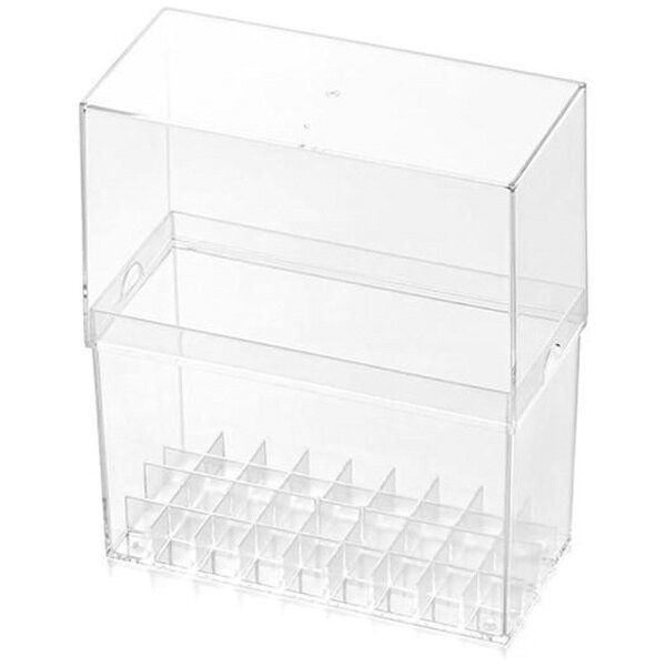 収納に便利な透明プラスチック製ケース。コピックチャオを36本収納可能。