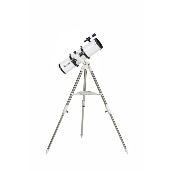 主鏡に口径130mmの高精度放物面鏡を採用した反射式望遠鏡です。反射式ならではの色収差のないクリアでシャープな星像を実現し、天体の細部まで美しく描き出します。集光力は肉眼の約345倍を誇り、月のクレーターや土星のリングはもちろん、星雲や星団...