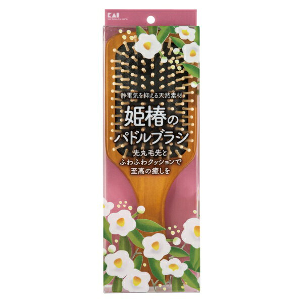 人気のパドル形状のブラシ。ピンには木材（ヒメツバキ）を使用しているため、樹脂製のブラシよりも静電気が発生しにくく、先丸毛先×抜群のクッション性で癒される使い心地です。※この商品は、商品デザイン・パッケージが予告なく変更される場合があります。