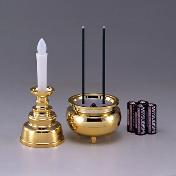 ■安心のろうそくミニ・安心のお線香ミニ、各1個ずつのセットです。■線香の先端が光ります。■香炉内のスイッチを押すだけで点灯・消灯ができます。■マッチ・ライター・配線不要