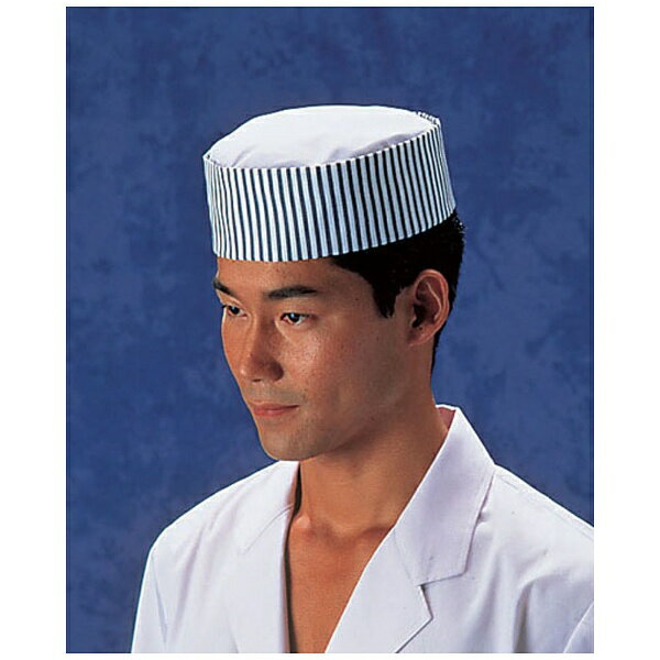 紺色のストライプ柄が特徴のコック帽です。ポリエステルと綿の混紡素材を使用しており、快適な着用感です。