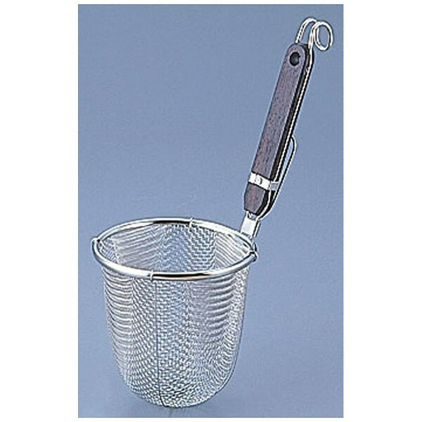 そばゆで釜専用リングに使える、ローズ柄のうどんてぼです。ステンレス鋼の本体と天然木の柄でできています。直径140mm×深さ150mmのサイズです。