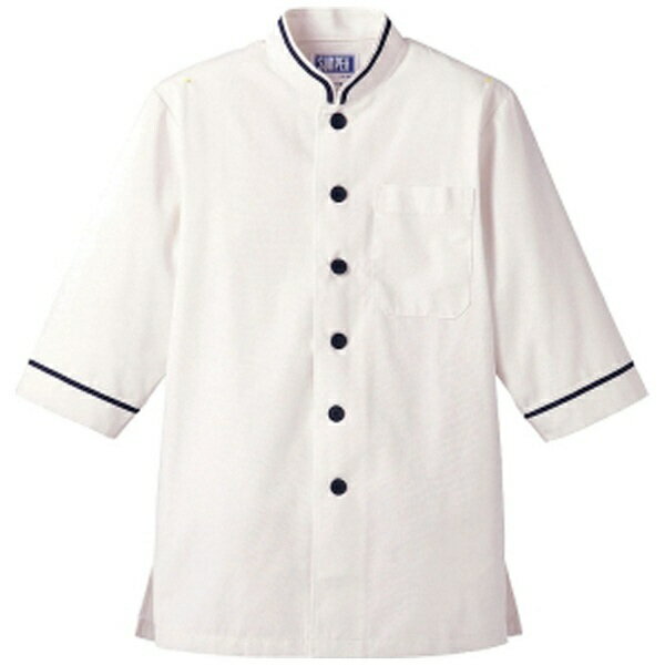 ■オフホワイトの生地に、ネイビー色のボタンと線のアクセントが入ったショップコートです。■男女兼用となっております。■左胸の外側にポケットが付いています。