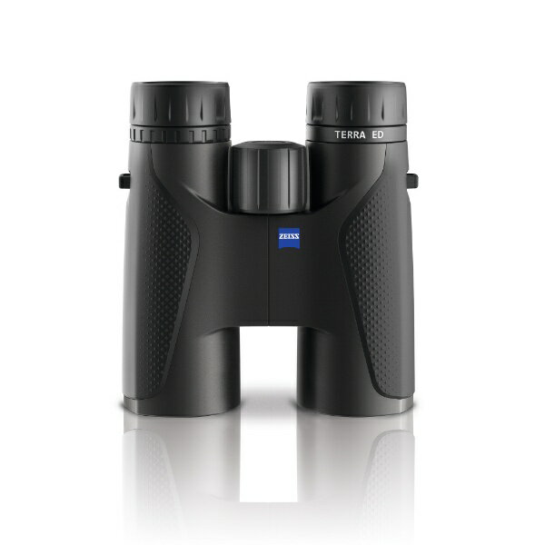 ZEISS TERRA EDは、堅牢で、信頼性が高く、使いやすい双眼鏡です。最先端の洗練された設計により、軽量性だけでなく、快適に使えるコンパクトさも実現しています。 最高の光学精度と疎水性マルチコーティングは、極限のディテールまで鮮やかな...