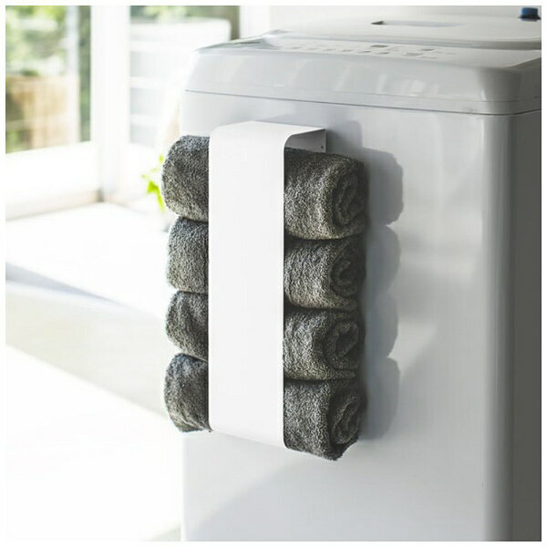 磁石で簡単取り付けバスタオルを丸めて洗濯機や壁面にすっきり収納使ったバスタオルはそのまま洗濯機へ洗濯機に取り付ければバスタオルがすぐ取れて便利付属の木ネジで簡単取り付け