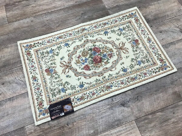 シェニール糸を織った玄関マットです。■エレガンスな絨毯柄の玄関マットです。■薄型タイプでつまづきにくい。