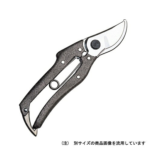 本職用の剪定鋏の要求を全て満たした鋏です。ハンドルは軽量アルミハンドルを使用し、凹凸加工を施した滑り止め効果と絶妙な重量バランスで快適な使い心地となっています。刃はヤニやサビに強いハードクロムメッキを採用、表面強度に優れ、汚れの落としやすさ...