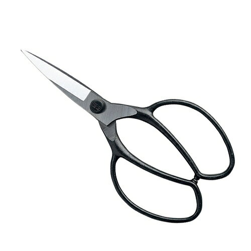 長刃タイプです。庭園の松の木の手入れ用の鋏です。最高級刃物鋼を材料とし、刃持ちと切れ味を発揮します。仕様●全長： 230mm。●重量： 285g。材質●刃： 高級刃物鋼。●柄： 炭素鋼。注意事項