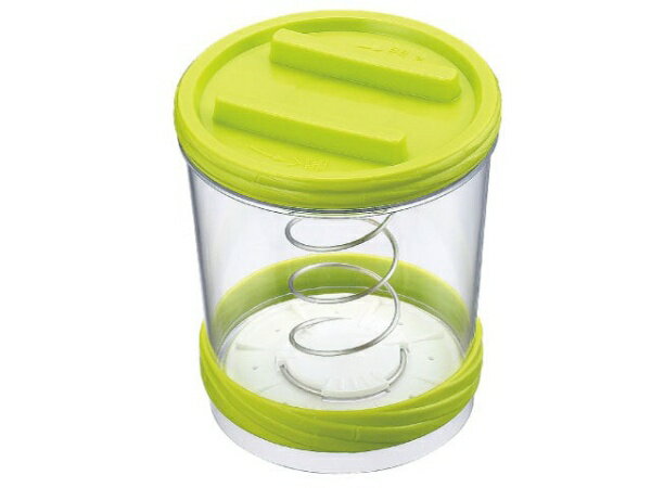 ●押板がフタと一体となっているので,フタを閉めるだけで簡単にご使用できフラット形状のフタなので冷蔵庫等に重ねて収納できる樽型漬物器。