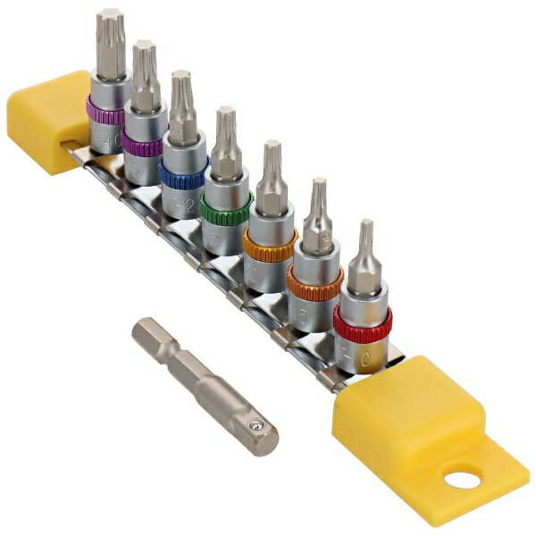 ●機能性とデザイン性を極めた充実の入組み。●トルクスネジ用の締め・ゆるめ作業に対応。●差込角： 6.35mm ●材質： ビット・S2/差込口、アダプター・CR-V/ホルダー・ABS ●セット内容： TX10、TX15、TX20、TX25、T...