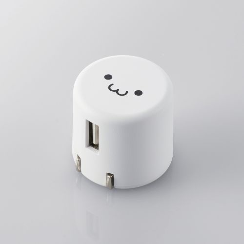 ■家庭用コンセントからスマートフォン等を充電、給電できるAC充電器です。 ■携帯に便利なコンパクト設計のデザインを採用しています。 ■スマートフォン等に付属もしくは対応する充電用USBケーブルを使用して充電可能です。※本製品に充電用ケーブル...