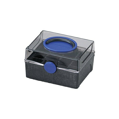 収納されている印判がひと目でわかるクリアータイプの蓋を採用。科目印や氏名印などの整理に便利な、収納しやすく、探しやすい印判ケースです。印判の種類や大きさに合わせて、仕切りの調節も可能です。また、環境に配慮してプラスチック部品に再生樹脂を使用...