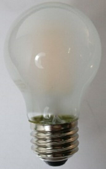 ■定格入力電圧：100V ■口金：E26 ■定格消費電力：2.2W ■グローブ種別：ガラス、乳白 ■全光束：230lm ■角度：290度 ■色温度：2700K(電球色) ■外径：51mm ■全長：87mm ■質量：24g ■定格寿命：200...