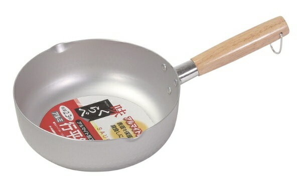 アルマイト加工で表面を保護して腐食しにくい！味くらべシリーズ。板厚2.3mmなのでしっかりしたつくりです。ちょっとした煮込み料理などにぴったりのサイズ！フック付きなので、掛けて収納できます。ご注意：つけ置き洗いや食器洗い乾燥機には使用しない...