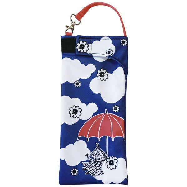 ペットボトルや折りたたみ傘を可愛く持ち運ぼう。■おしゃれなムーミンのデザイン。■口が大きく開くのでサッと入れやすい。■内側は吸水生地で濡れたまま入れても外側に滲みにくい。■袋の持ち手部分には金具がついているので鞄などに取り付けて使用できる。...