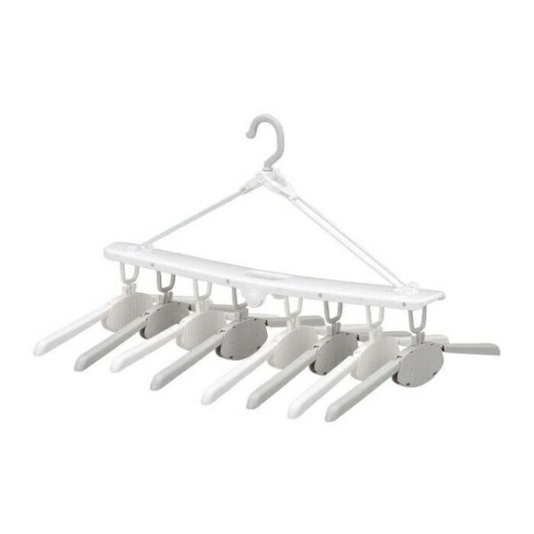 ●首元を伸ばさずに素早く干せる。首元からアームを差し込んで、広げるだけ。首元が詰まった干しにくいシャツなども、差し込んでアームを開けば型崩れさせずに干せます。●肩幅に合わせて調節できる。アームは引っ張るだけで幅の調節が可能になっています。1...