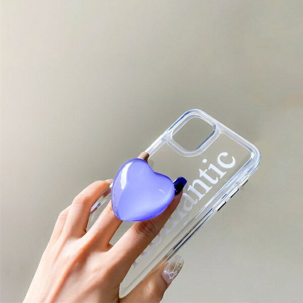 クリスタリルガラス製のスマホグリップです。立体的なハートの形が印象的。ガラスなので、傷もつきにくく、光の透明感が違います。