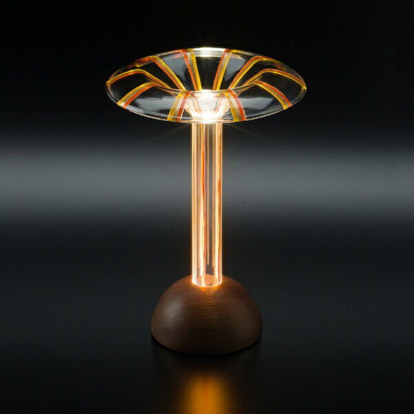 Glowide Fontana Stripe（グローワイド・フォンターナ・ストライプ）は、工芸ガラス製のLEDスタンドライトです。日本発のユニークなバルブレス間接照明です。台座にはLEDが隠れていて、噴水型のガラスから光が吹き出します。Su...