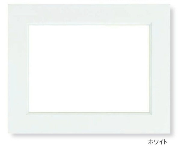 油絵のキャンバスを収容する厚みのある額縁。ライナー部分を最小限にしたシンプルでスタイリッシュなフレーム。すっきりとした印象で油絵を飾りたい方にピッタリです。MDF製