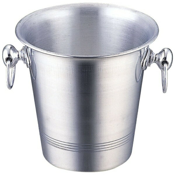 軽量で扱いやすいアルミ製のワインクーラーです。軽量で扱いやすく、テーブルをカジュアルかつスタイリッシュに彩ります。