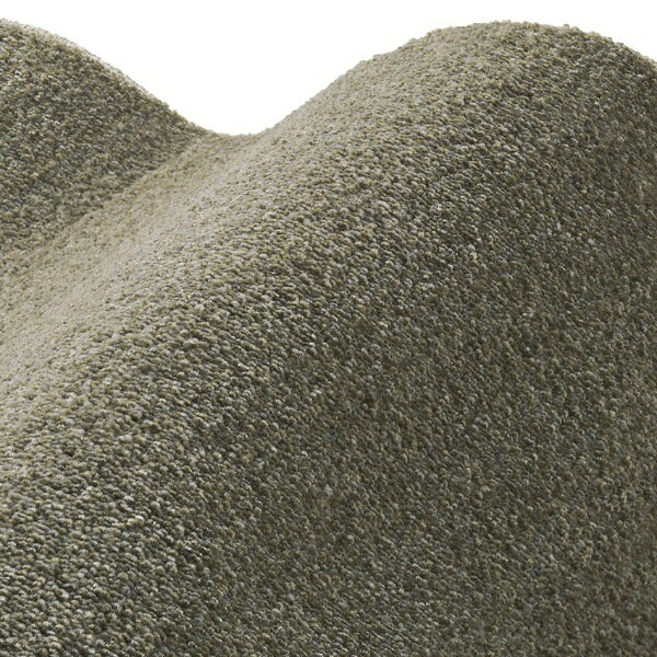 いつまでも触っていたくなる、なめらかなタッチ感と心落ち着くカラーリングのラグです。 ［オーダーカット対象商品］オーダーカットサービスについてはこちらをお読みください。