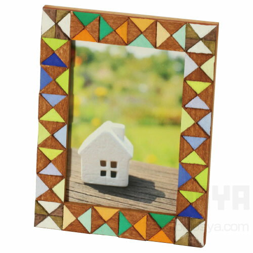 写真の入るサイズ 89×127mm（L判写真）L判の写真がピッタリ入る写真立てです。短時間で作成ができ、なおかつ実用的です。木部材質/ イエローポプラ●セット内容：額縁（122×160×10mm 額巾20mm）×1、MDF（128×90×3...