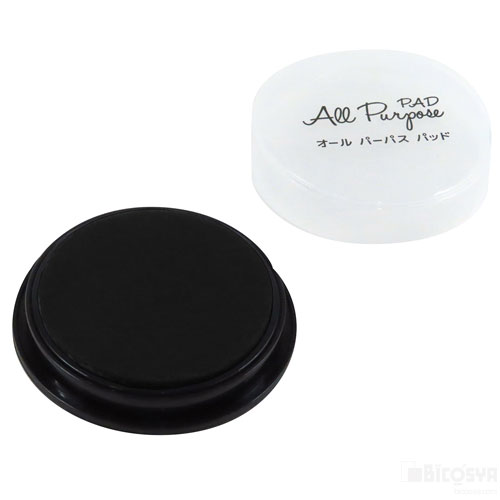 布用スタンプとして使えます。 捺印乾燥後はそのまま洗濯しても落ちません。速乾性顔料インクを使用しています。非吸収面素材全般に使えます。 サイズ：97×125×16mm セット内容：スタンプパッド×1、取扱説明書台紙×1 重量：25g 材質：...