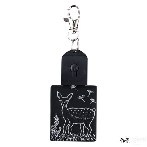 スクラッチや印刷でオリジナルのキーホルダーが作れます。アクリル板は保護シール付き。 サイズ：70×80mm セット内容：アクリル板×1、光源キーホルダー×1 重量：23g 材質：ABS、アクリル 包装形態：袋入 アクリルライトキーホルダー ...