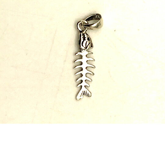 男女兼用。 チェーン無し。 一点限りの販売となっています。