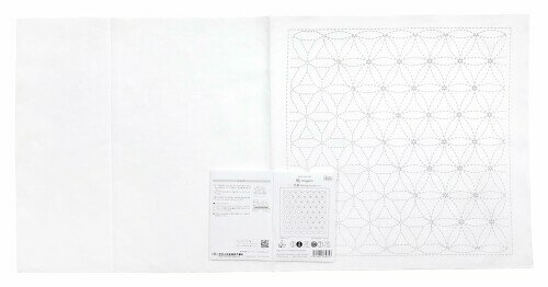 オリムパス 刺し子 花ふきん 布パック 和「Nagomi」 花車 (白) H-1120 出来上がりサイズ:約34cm×34cm 内容:晒木綿、作り方説明書 用意するもの:刺し子糸、縫い糸、縫い針、はさみ、アイロン、定規 製作目安時間:約15...