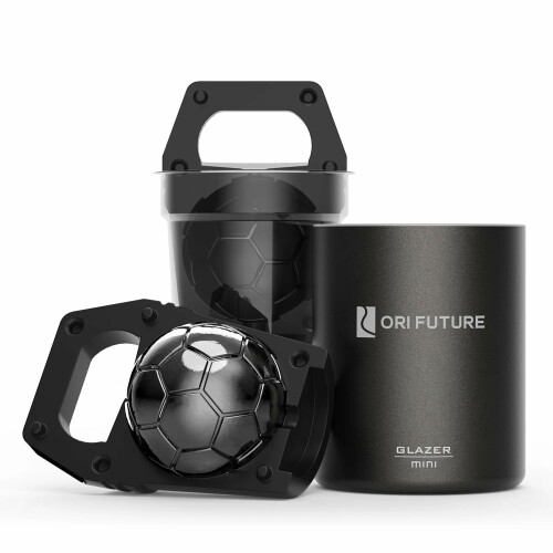 ORI Future GLAZER mini 透明サッカー型製氷皿 ウイスキー用製氷機 ORI Future: ウイスキー、カクテル、飲酒文化のために作られたデザイン主導のブランド 特徴: 透明で長持ち GLAZER miniのサイズ:型は...