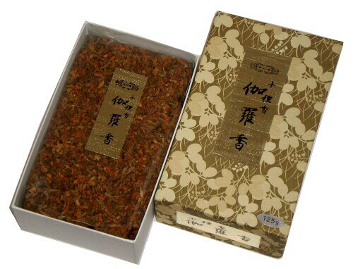 玉初堂のお香 伽羅香 125g #533 原産国 : 日本 原材料 : 香木、漢方薬 内容量 : 約125g 香炉など不燃性の容器を使用して下さい。 お線香が伝来するまでは、抹香や焼香を用いてのお勤めをしていました。 焼香はお線香のようにそ...