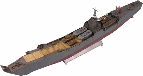 ピットロード 1/350 スカイウェーブシリーズ 日本海軍 輸送艦 二等輸送艦 第101号形 プラモデル WB05 本体サイズ : 230mm 対象年齢 : 15歳から ■プラスチック製 組立モデルキット ■艦首を兼ねた車両ランプは、製作時...
