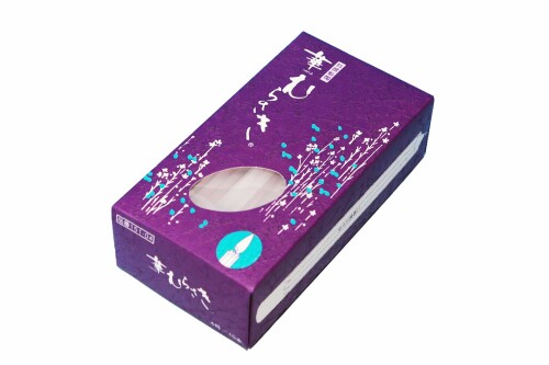 Tokai Seiro's 東海製蝋 ろうそく 華むらさき 4号 15本 151-04 サイズ:直径1.4×長さ14.0cm 生産国:日本 素材・材質:パラフィン 点火するとゆっくりと自然に花びらが開いてゆきます 商品紹介 点火するとゆっく...