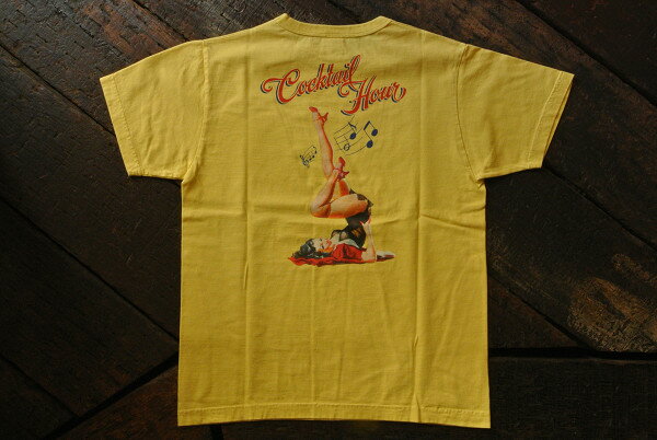 BuzzRickson's バズリクソンズ Tシャツ COCKTAIL HOUR BR79503 メンズ ミリタリー 半袖 厚手の柔らかな着心地が好評のUSAボディを使用したバズリクソンのTシャツ。 首回りはバインダーネック、丸胴ボディです...