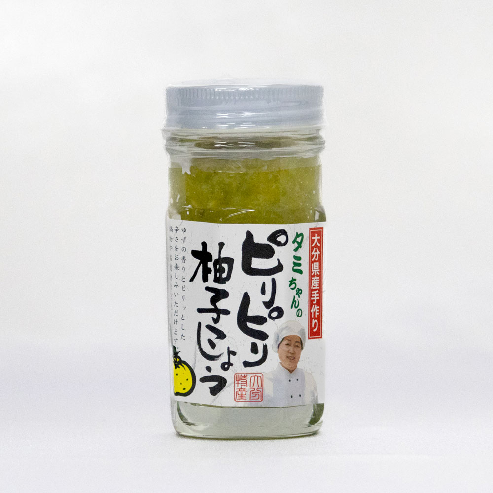 商品詳細 自家栽培のとうがらし（日田市ではこしょうという）、自家栽培のゆずのゆず皮、塩だけで作った万能調味料です。 お刺身の薬味や鍋のちょうみりょうとして、麺類の薬味やいろいろとお使いでします。 内容量80g 原材料唐辛子(大分県日田市産)...