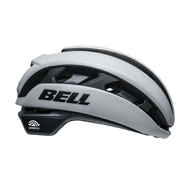 ABOUT BELL全ての人たちの頭部を守るヘルメット総合ヘルメットブランドとしてのプライド。1954年の創業から、オートレーシング、モーターサイクル、サイクリングのそれぞれのカルチャーから生み出された製品群。それは、グランツールを主戦場と...