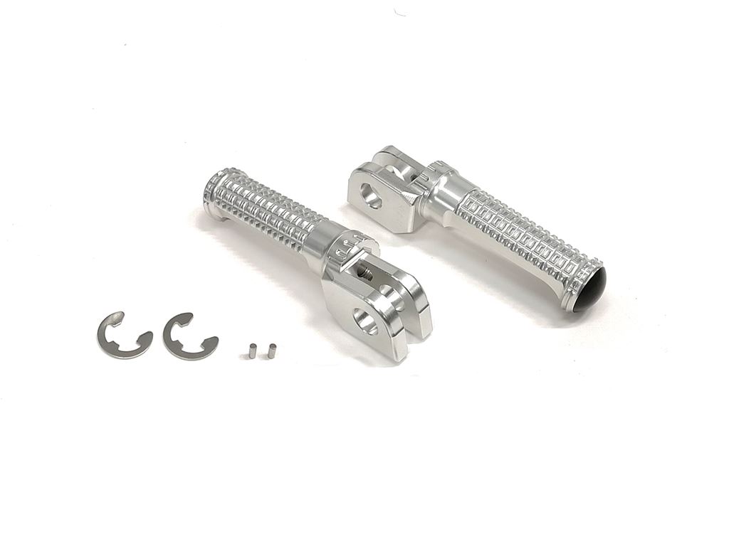 ■商品説明 純正リプレイスのステップバー。 ゲイルスピード「フットコントロールキット」と同じマシニング加工のエッジが効いた切削溝は、靴底が滑らずサーキットでも十分にライダーの走りをサポートします。 純正ポジションから大きく変更しないため乗り...