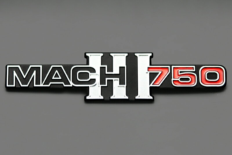 商品説明： ・MACHの文字を冠するアルミダイカスト製サイドカバーエンブレム。 適合車種： ・KAWASAKI H2/750SS ご注意： ※対応車種に記載している車種でも年式、型式によっては一部取り付けができない場合があります ※商品の詳...