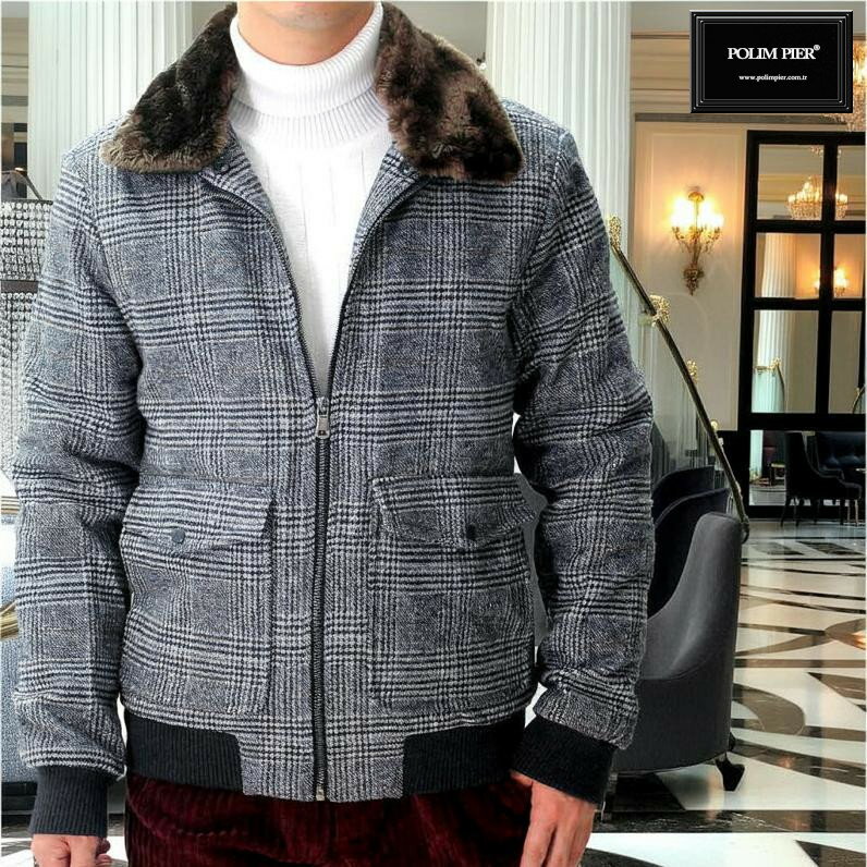 【POLIM PIER】ポリンピア さっと気軽に羽織れるグレンチェックの中綿ブルゾンです。 襟のボアは取り外し可能ですので、その日の気分に合わせてコーディネートできます。 ボアの生地感は肌触りが良く、チクチクしませんのでストレスなく羽織るこ...