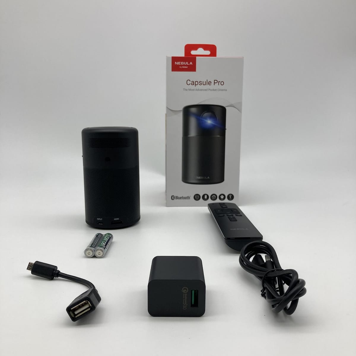 目を見張る鮮明さとコントラスト：従来製品よりも明るさが1.5倍に (150 ANSIルーメン)。 DLPの先進的なIntelliBrightアルゴリズムによる驚くほどの明瞭さを最大100インチの迫力ある映像でお楽しみいただけます。360度ス...